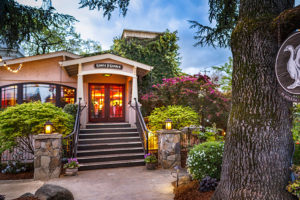 About – Goose & Gander Restaurant